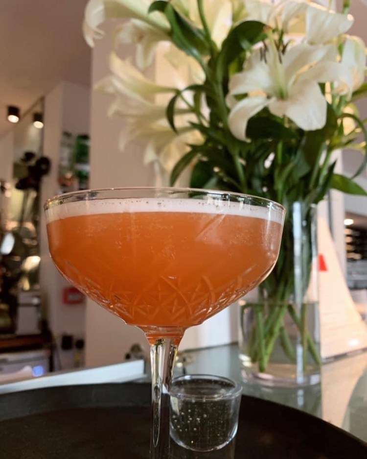 GIORGIOS – Established over 35 years ago. A modern spacious bar ...